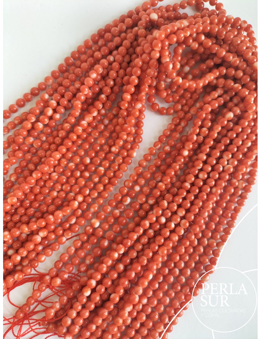 HILOS Y COLLARES DE CORAL